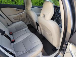 Pelēks Volvo V40 2014 Paide, ar dzinēja tilpumu 1.60 L un nobraukumu 279 tūkst. km par 6990 €, foto 20 vietnē AUTOMOTO.COM.LV