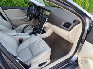 Pelēks Volvo V40 2014 Paide, ar dzinēja tilpumu 1.60 L un nobraukumu 279 tūkst. km par 6990 €, foto 21 vietnē AUTOMOTO.COM.LV