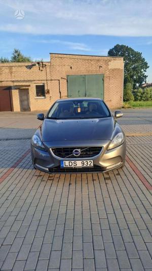 Pelēks Volvo V40 2014 Kauņa, ar dzinēja tilpumu 1.56 L un nobraukumu 338 tūkst. km par 4500 €, foto 3 vietnē AUTOMOTO.COM.LV