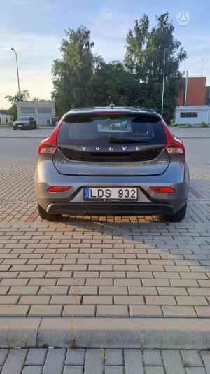 Pelēks Volvo V40 2014 Kauņa, ar dzinēja tilpumu 1.56 L un nobraukumu 338 tūkst. km par 4500 €, foto 7 vietnē AUTOMOTO.COM.LV