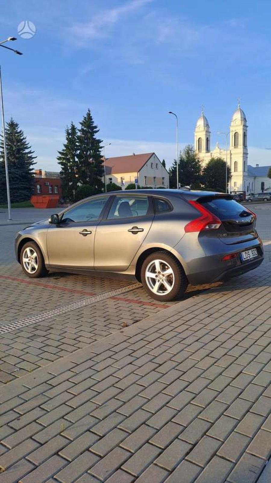 Pelēks Volvo V40 2014 Kauņa, ar dzinēja tilpumu 1.56 L un nobraukumu 338 tūkst. km par 4500 €, foto 8 vietnē AUTOMOTO.COM.LV