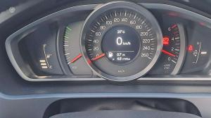 Pelēks Volvo V40 2014 Kauņa, ar dzinēja tilpumu 1.56 L un nobraukumu 338 tūkst. km par 4500 €, foto 14 vietnē AUTOMOTO.COM.LV