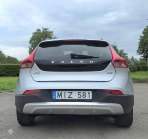 Pelēks Volvo V40 2014 Kauņa, ar dzinēja tilpumu 1.56 L un nobraukumu 299 tūkst. km par 6600 €, foto 5 vietnē AUTOMOTO.COM.LV