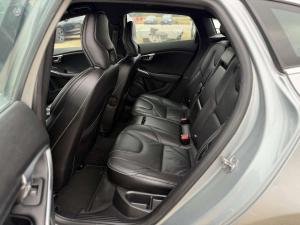 Pelēks Volvo V40 2014 Šauļi, ar dzinēja tilpumu 1.97 L un nobraukumu 372 tūkst. km par 6100 €, foto 13 vietnē AUTOMOTO.COM.LV