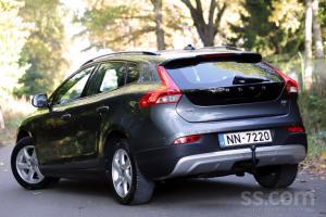 Pelēks Volvo V40 2014 Tukums, ar dzinēja tilpumu 1.60 L un nobraukumu 222 tūkst. km par 5390 €, foto 3 vietnē AUTOMOTO.COM.LV