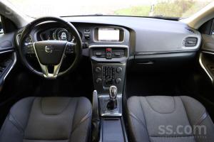 Pelēks Volvo V40 2014 Tukums, ar dzinēja tilpumu 1.60 L un nobraukumu 222 tūkst. km par 5390 €, foto 6 vietnē AUTOMOTO.COM.LV