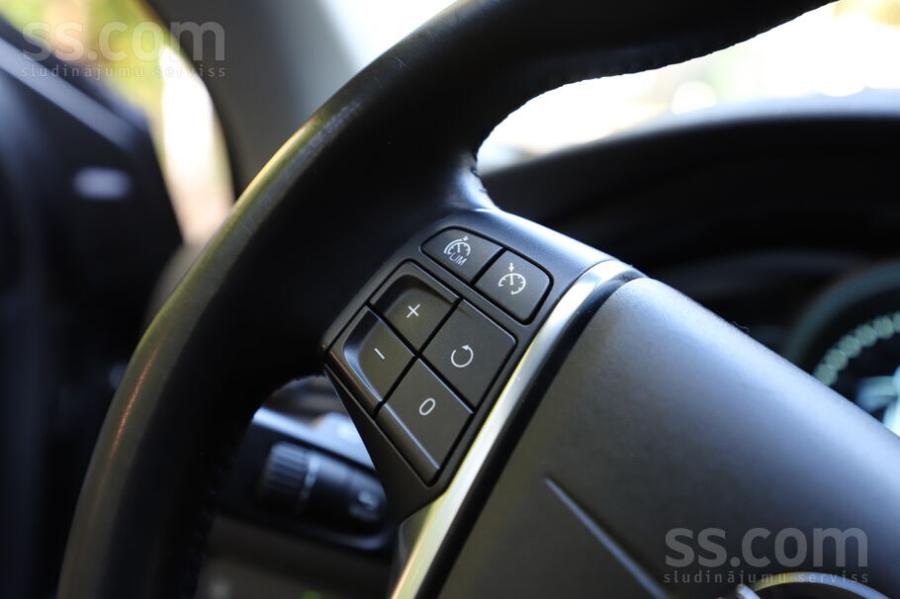 Pelēks Volvo V40 2014 Tukums, ar dzinēja tilpumu 1.60 L un nobraukumu 222 tūkst. km par 5390 €, foto 9 vietnē AUTOMOTO.COM.LV
