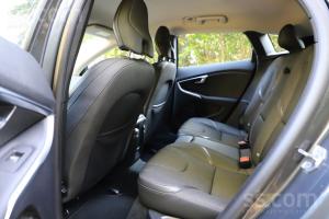 Pelēks Volvo V40 2014 Tukums, ar dzinēja tilpumu 1.60 L un nobraukumu 222 tūkst. km par 5390 €, foto 12 vietnē AUTOMOTO.COM.LV