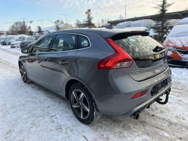 Pelēks Volvo V40 2015 Klaipėda, ar dzinēja tilpumu 1.97 L un nobraukumu 269 tūkst. km par 5950 €, foto 7 vietnē AUTOMOTO.COM.LV