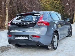 Grey Volvo V40 2015 in Kaunas, with an engine capacity of 2.00 L and mileage of 300 thousand km for 6550 €, photo 5 on AUTOMOTO.COM.LV