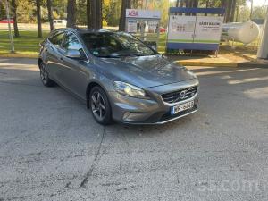 Pelēks Volvo V40 2015 Rīga, ar dzinēja tilpumu 2.00 L un nobraukumu 0 tūkst. km par 7799 €, foto 7 vietnē AUTOMOTO.COM.LV
