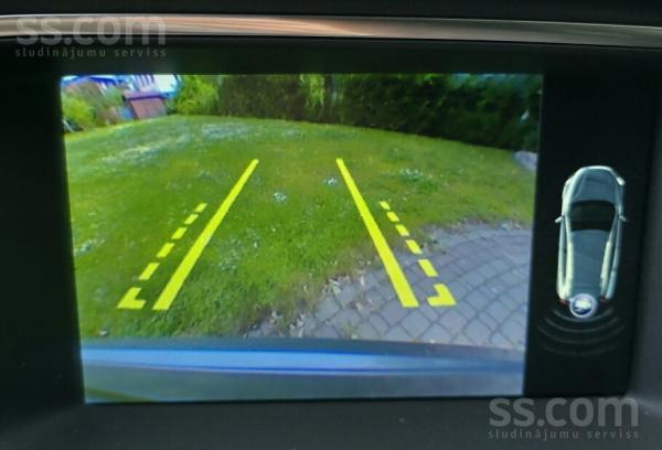 Pelēks Volvo V40 2015 Jūrmala, ar dzinēja tilpumu 2.00 L un nobraukumu 81 tūkst. km par 12800 €, foto 9 vietnē AUTOMOTO.COM.LV