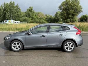 Pelēks Volvo V40 2015 Tauragė, ar dzinēja tilpumu 1.97 L un nobraukumu 234 tūkst. km par 5650 €, foto 4 vietnē AUTOMOTO.COM.LV