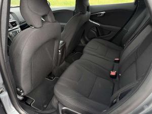 Pelēks Volvo V40 2015 Tauragė, ar dzinēja tilpumu 1.97 L un nobraukumu 234 tūkst. km par 5650 €, foto 11 vietnē AUTOMOTO.COM.LV
