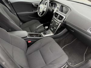 Pelēks Volvo V40 2015 Tauragė, ar dzinēja tilpumu 1.97 L un nobraukumu 234 tūkst. km par 5650 €, foto 14 vietnē AUTOMOTO.COM.LV
