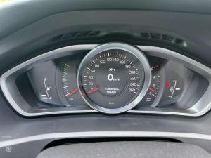 Grey Volvo V40 2015 in Alytus, with an engine capacity of 1.56 L and mileage of 193 thousand km for 6200 €, photo 15 on AUTOMOTO.COM.LV