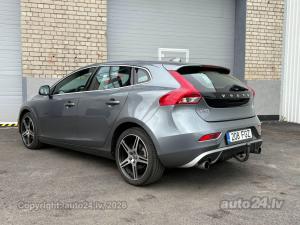 Pelēks Volvo V40 2015 Paide, ar dzinēja tilpumu 2.00 L un nobraukumu 274 tūkst. km par 6890 €, foto 9 vietnē AUTOMOTO.COM.LV