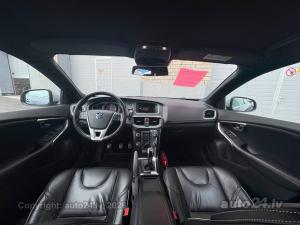 Pelēks Volvo V40 2015 Paide, ar dzinēja tilpumu 2.00 L un nobraukumu 274 tūkst. km par 6890 €, foto 11 vietnē AUTOMOTO.COM.LV
