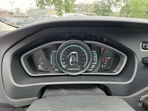 Серый Вольво В40 2015 в Каунас, объемом двигателя 1.98 л и пробегом 260 тыс. км за 6950 €, фото 8 на AUTOMOTO.COM.LV