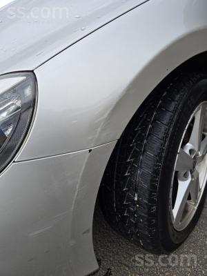Grey Volvo V40 2015 in Riga, with an engine capacity of 2.00 L and mileage of 268 thousand km for 7500 €, photo 11 on AUTOMOTO.COM.LV