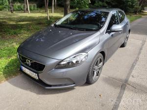 Pelēks Volvo V40 2015 Jūrmala, ar dzinēja tilpumu 2.00 L un nobraukumu 253 tūkst. km par 4500 €, foto 3 vietnē AUTOMOTO.COM.LV