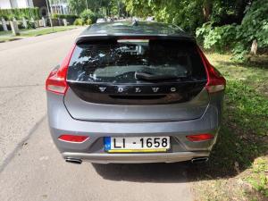 Pelēks Volvo V40 2015 Jūrmala, ar dzinēja tilpumu 2.00 L un nobraukumu 253 tūkst. km par 4500 €, foto 5 vietnē AUTOMOTO.COM.LV