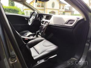 Pelēks Volvo V40 2015 Jūrmala, ar dzinēja tilpumu 2.00 L un nobraukumu 253 tūkst. km par 4500 €, foto 12 vietnē AUTOMOTO.COM.LV