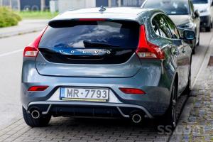 Grey Volvo V40 2015 in Riga, with an engine capacity of 2.00 L and mileage of 263 thousand km for 7300 €, photo 6 on AUTOMOTO.COM.LV