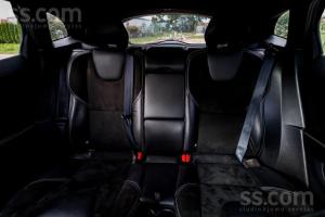 Grey Volvo V40 2015 in Riga, with an engine capacity of 2.00 L and mileage of 263 thousand km for 7300 €, photo 11 on AUTOMOTO.COM.LV