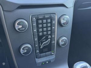 Grey Volvo V40 2015 in Taurage, with an engine capacity of 1.56 L and mileage of 262 thousand km for 5200 €, photo 14 on AUTOMOTO.COM.LV
