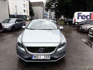 Серый Вольво В40 2015 в Ионава, объемом двигателя 2.00 л и пробегом 265 тыс. км за 7800 €, фото 3 на AUTOMOTO.COM.LV