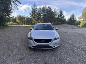 Pelēks Volvo V40 2015 Jonava, ar dzinēja tilpumu 1.56 L un nobraukumu 309 tūkst. km par 4950 €, foto 3 vietnē AUTOMOTO.COM.LV
