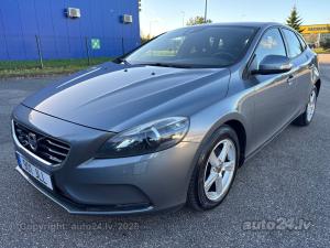 Grey Volvo V40 2015 in Paide, with an engine capacity of 1.60 L and mileage of 201 thousand km for 7990 €, photo 1 on AUTOMOTO.COM.LV