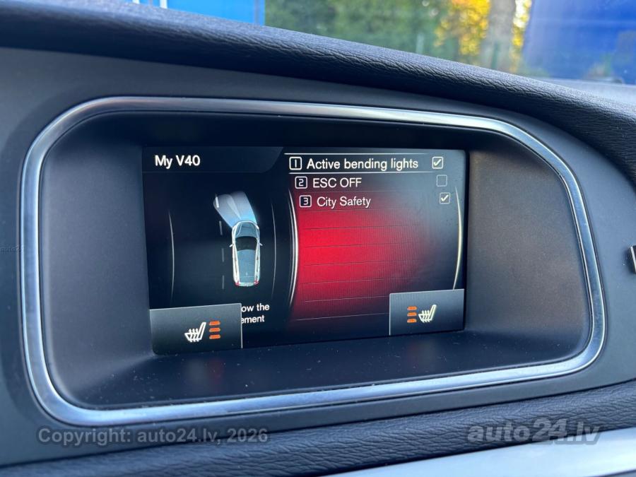 Grey Volvo V40 2015 in Paide, with an engine capacity of 1.60 L and mileage of 201 thousand km for 7990 €, photo 17 on AUTOMOTO.COM.LV