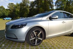 Grey Volvo V40 2016 in Vilnius, with an engine capacity of 1.97 L and mileage of 114 thousand km for 11800 €, photo 23 on AUTOMOTO.COM.LV