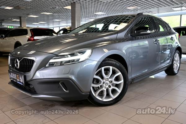 Grey Volvo V40 2016 in Tallinn, with an engine capacity of 2.00 L and mileage of 123 thousand km for 15900 €, photo 2 on AUTOMOTO.COM.LV