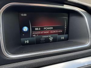 Grey Volvo V40 2016 in Alytus, with an engine capacity of 2.00 L and mileage of 299 thousand km for 6950 €, photo 16 on AUTOMOTO.COM.LV