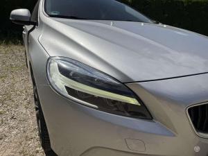 Grey Volvo V40 2016 in Alytus, with an engine capacity of 2.00 L and mileage of 299 thousand km for 6950 €, photo 20 on AUTOMOTO.COM.LV