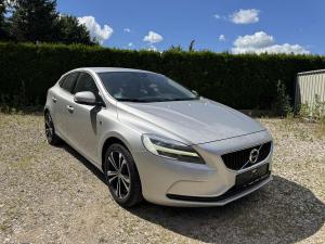 Grey Volvo V40 2016 in Alytus, with an engine capacity of 2.00 L and mileage of 299 thousand km for 6950 €, photo 3 on AUTOMOTO.COM.LV