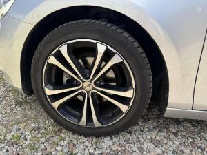 Grey Volvo V40 2016 in Alytus, with an engine capacity of 2.00 L and mileage of 299 thousand km for 6950 €, photo 22 on AUTOMOTO.COM.LV