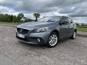 Grey Volvo V40 2016 in Kaunas, with an engine capacity of 2.00 L and mileage of 293 thousand km for 5700 €, photo  on AUTOMOTO.COM.LV