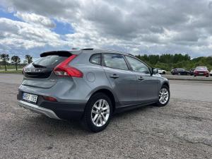 Grey Volvo V40 2016 in Kaunas, with an engine capacity of 2.00 L and mileage of 293 thousand km for 5700 €, photo 8 on AUTOMOTO.COM.LV