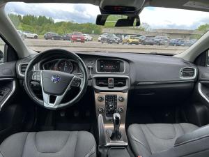 Grey Volvo V40 2016 in Kaunas, with an engine capacity of 2.00 L and mileage of 293 thousand km for 5700 €, photo 11 on AUTOMOTO.COM.LV
