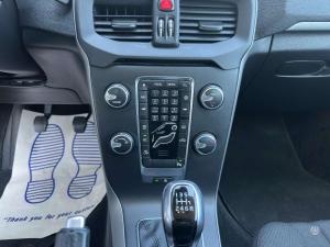 Pelēks Volvo V40 2016 Šauļi, ar dzinēja tilpumu 1.97 L un nobraukumu 218 tūkst. km par 5950 €, foto 22 vietnē AUTOMOTO.COM.LV