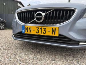 Grey Volvo V40 2016 in Kaunas, with an engine capacity of 1.97 L and mileage of 232 thousand km for 6150 €, photo 9 on AUTOMOTO.COM.LV