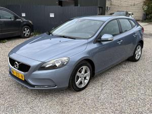 Grey Volvo V40 2016 in Kaunas, with an engine capacity of 1.97 L and mileage of 232 thousand km for 6150 €, photo 10 on AUTOMOTO.COM.LV