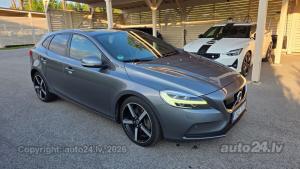 Pelēks Volvo V40 2016 Tallina, ar dzinēja tilpumu 2.00 L un nobraukumu 145 tūkst. km par 9990 €, foto 3 vietnē AUTOMOTO.COM.LV