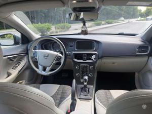 Grey Volvo V40 2016 in Palanga, with an engine capacity of 1.97 L and mileage of 302 thousand km for 9500 €, photo 8 on AUTOMOTO.COM.LV