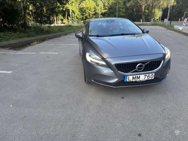 Grey Volvo V40 2016 in Palanga, with an engine capacity of 1.97 L and mileage of 302 thousand km for 9500 €, photo 10 on AUTOMOTO.COM.LV