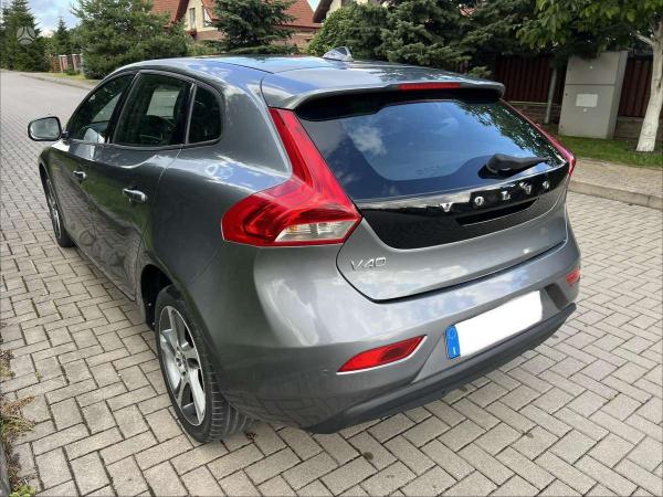 Pelēks Volvo V40 2016 Klaipėda, ar dzinēja tilpumu 1.97 L un nobraukumu 179 tūkst. km par 7650 €, foto 8 vietnē AUTOMOTO.COM.LV